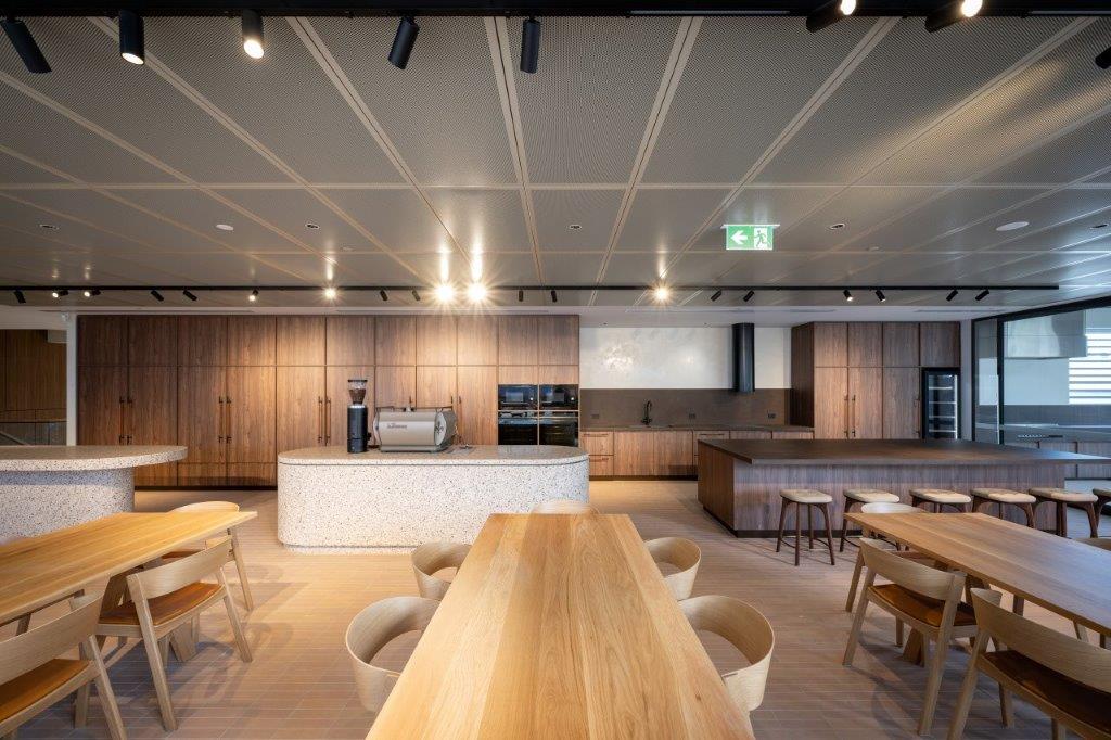 Qanstruct Headquarters, Kew